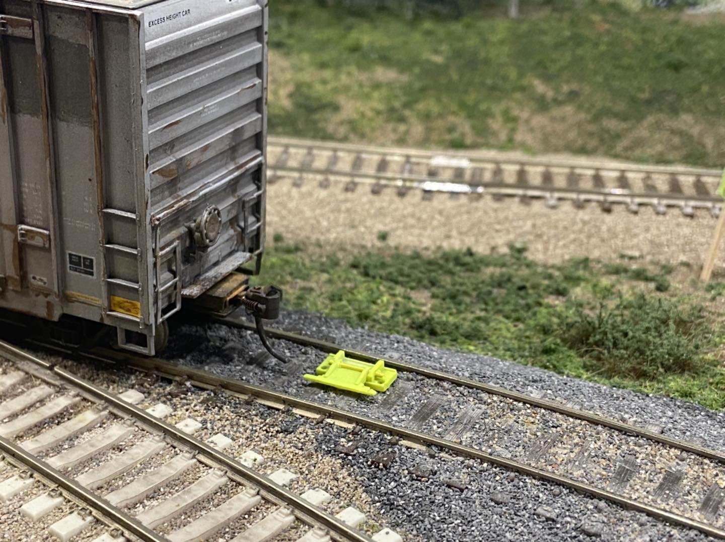 New Release: HO MAC Rail Operating Flip-Type Derail – Model Train Resource